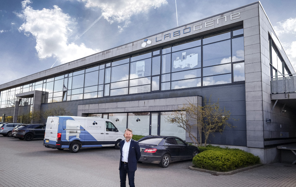 A touch of style for laboratory technology | mag