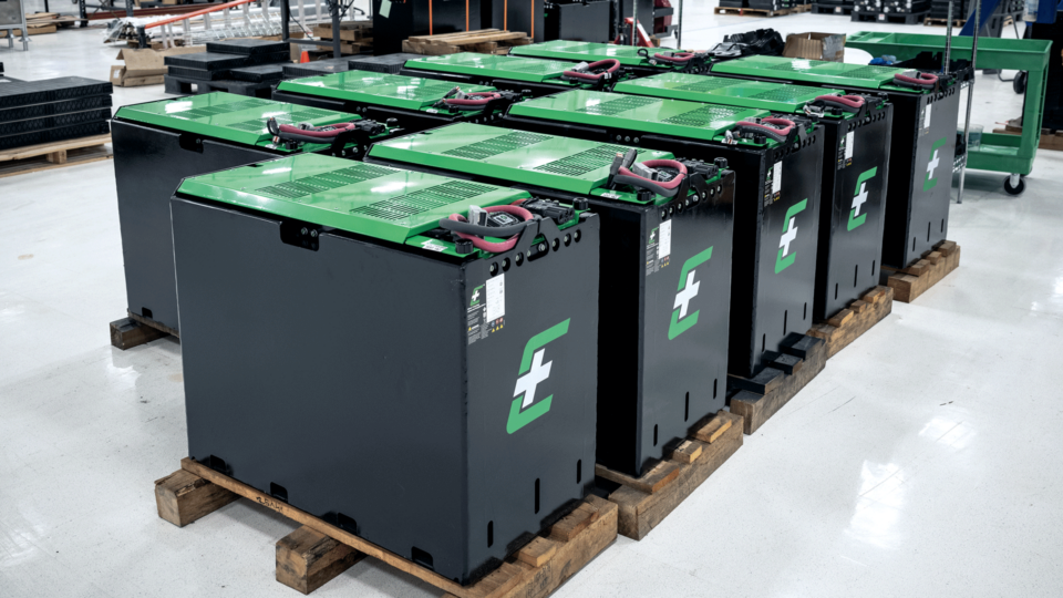 The energy bundles: innovative lithium-ion-battery for forklifts | mag